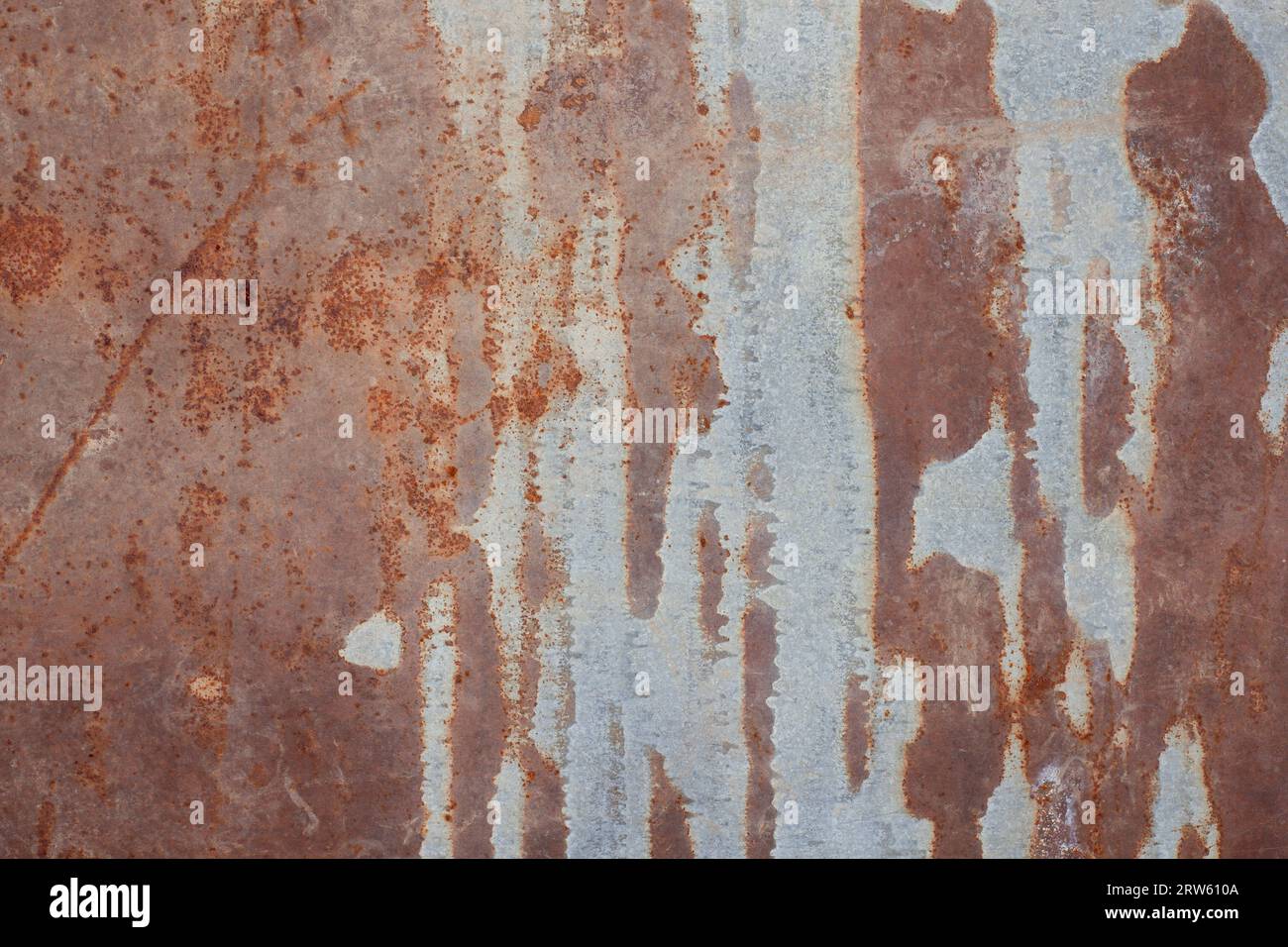 Old tin metal sheet texture hi-res stock photography and images - Alamy