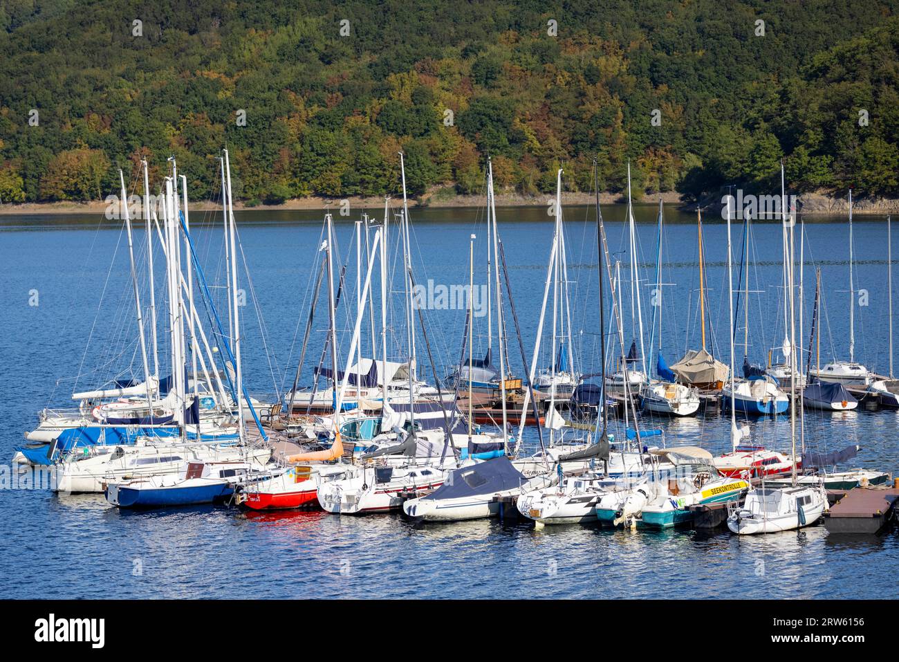 Heimbach, Germany. 17th Sep, 2023. Boats are moored on sunny late ...