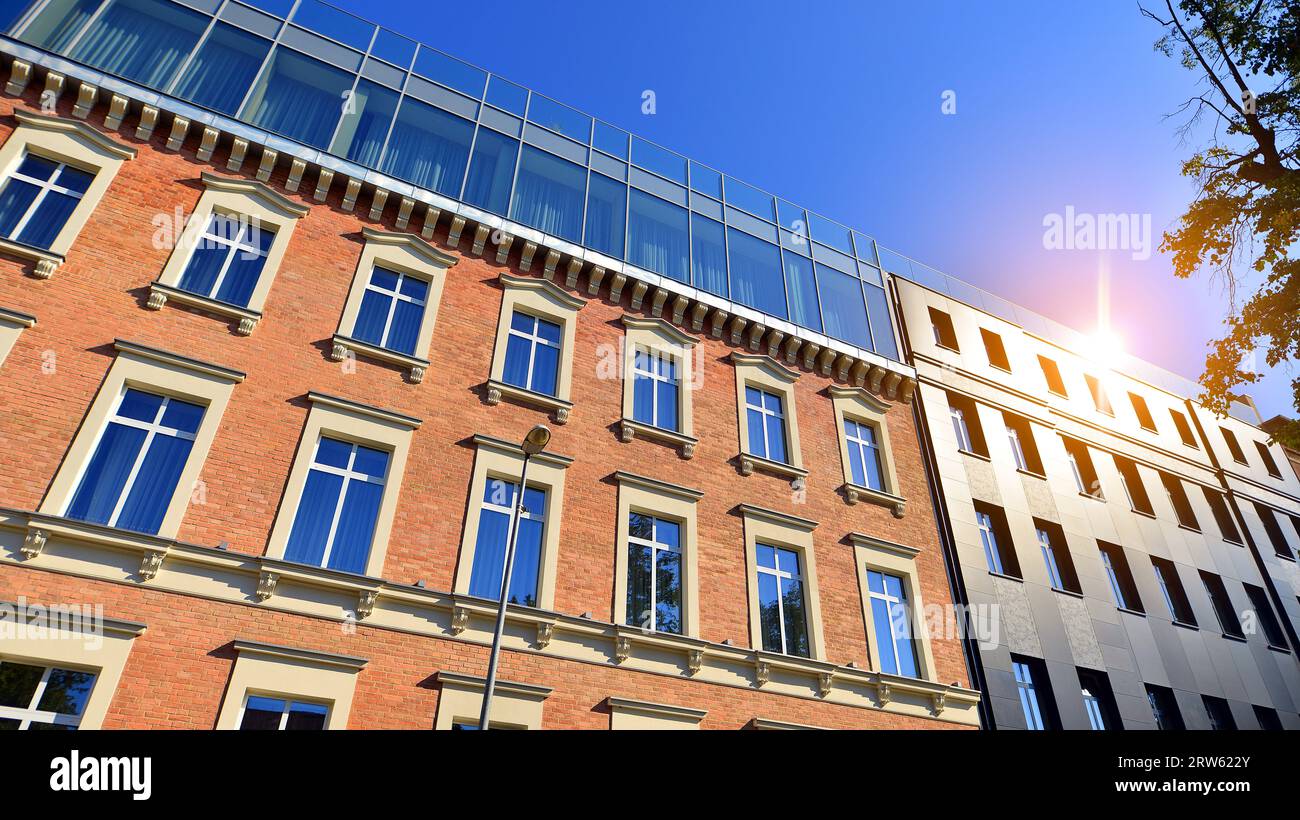 Modern beautiful luxury hotel building Stock Photo - Alamy