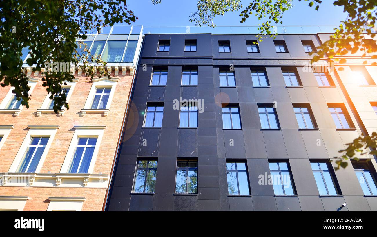 Modern beautiful luxury hotel building Stock Photo - Alamy