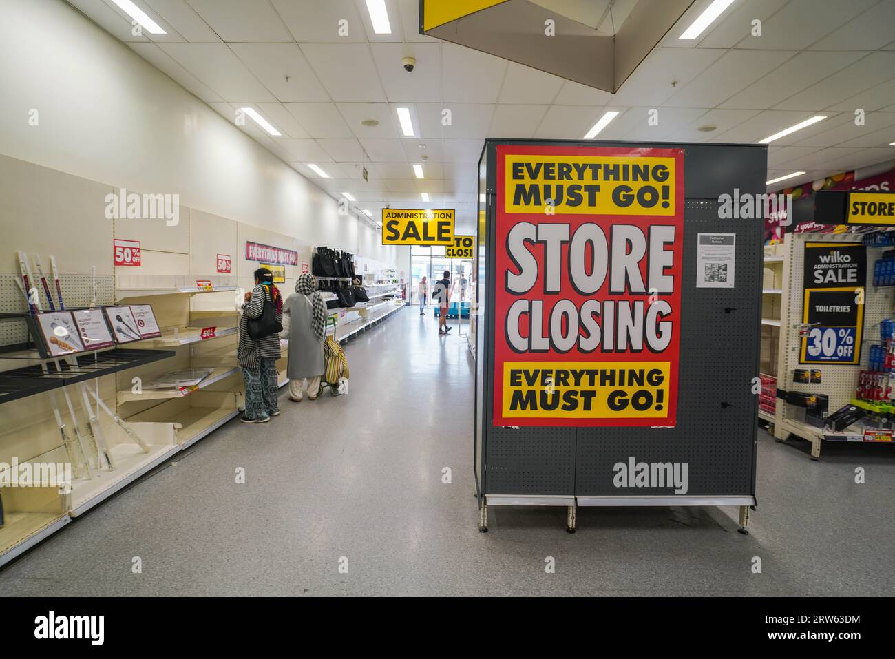 Wilko shelves hi-res stock photography and images - Alamy