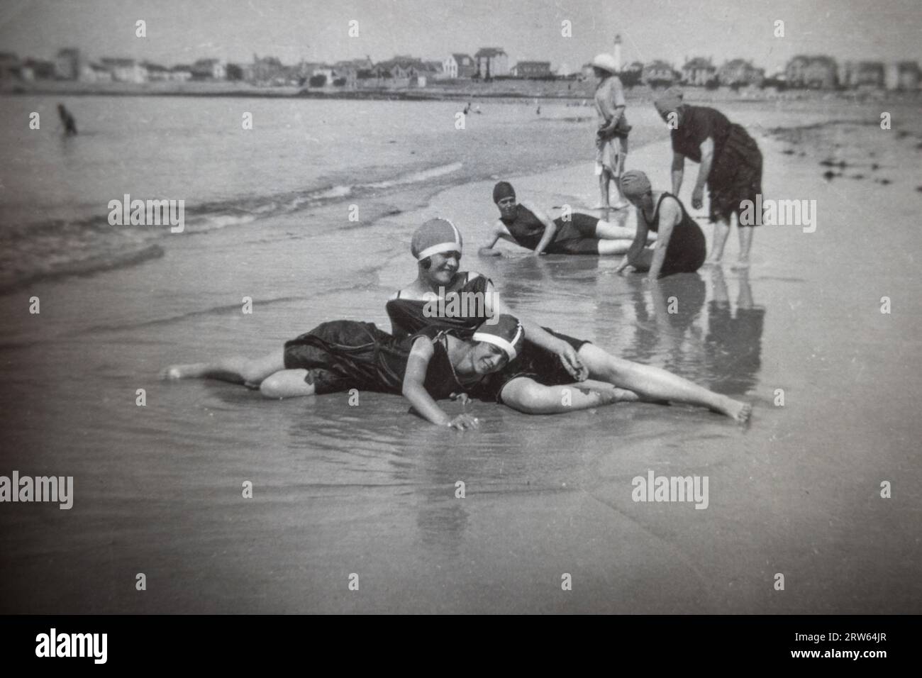 Bathing suit 1920s hi-res stock photography and images - Alamy