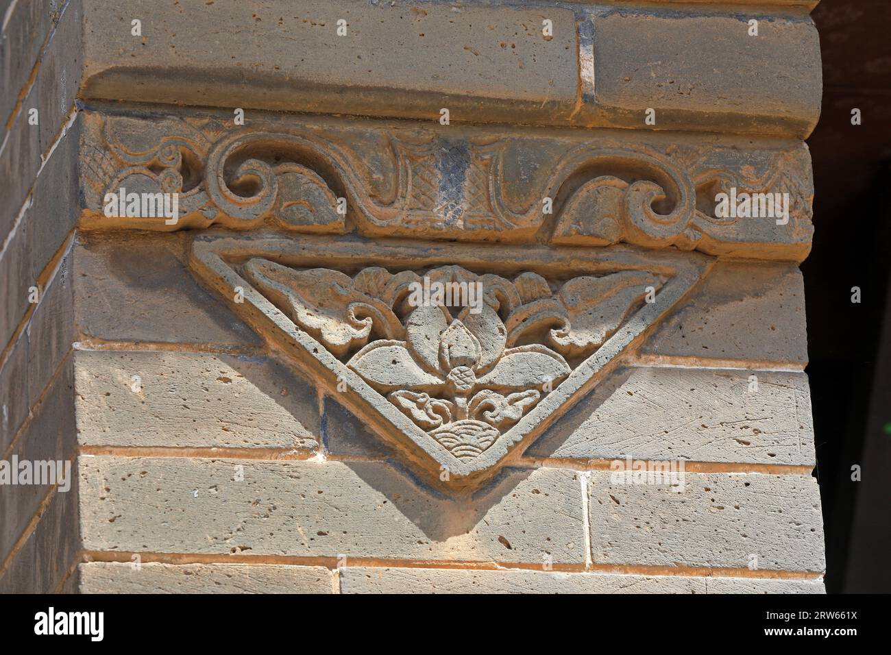 Chinese traditional wall brick carving Stock Photo - Alamy