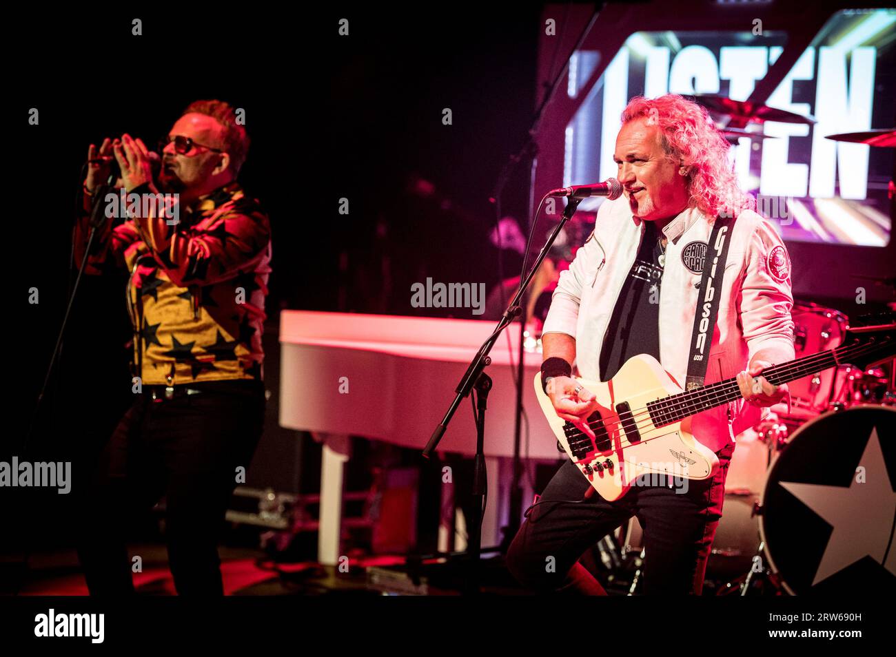 Damien brown hi-res stock photography and images - Alamy