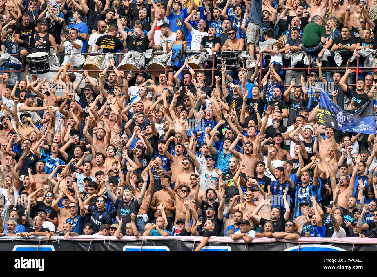 Inter milan fans in the stands hi-res stock photography and images - Alamy