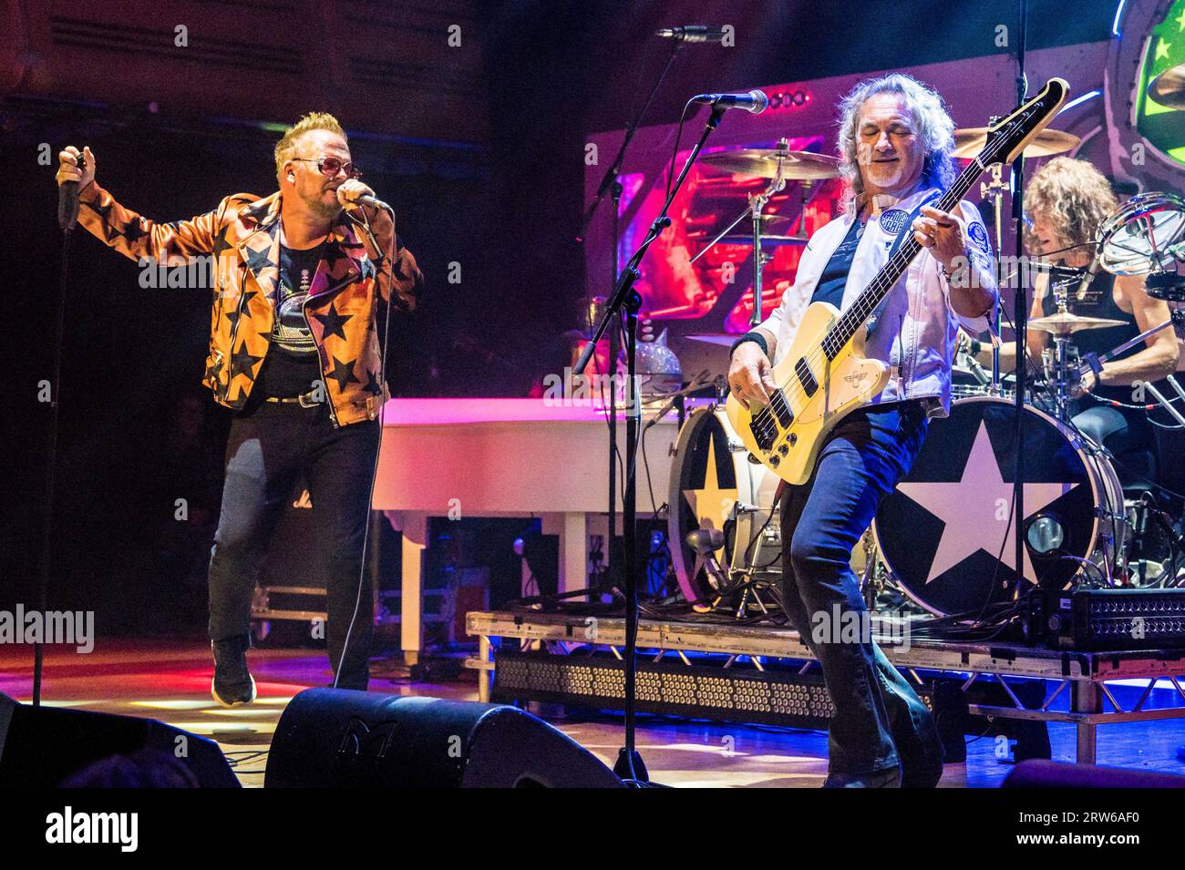 Damien brown hi-res stock photography and images - Alamy