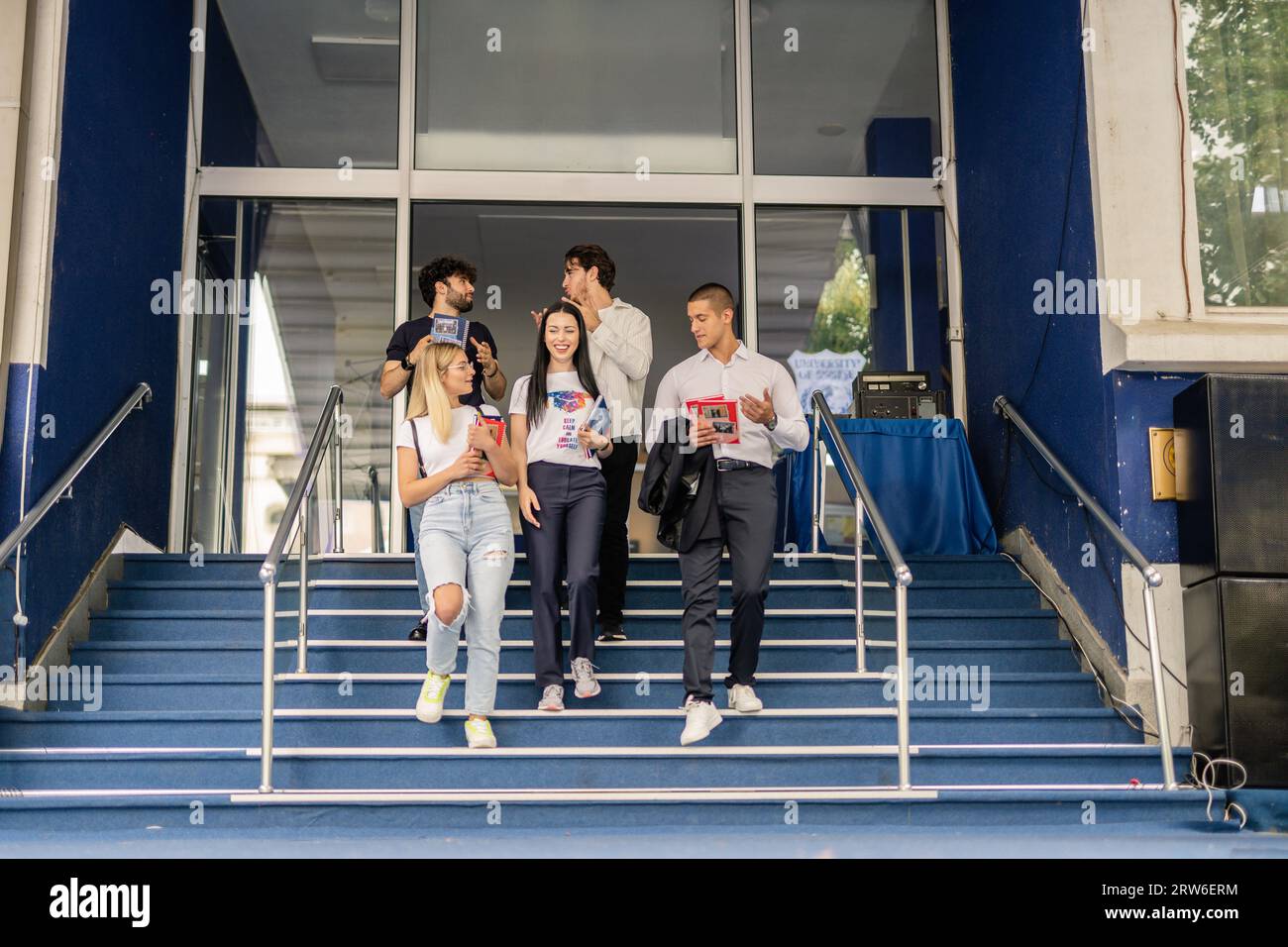 Going home after college hi-res stock photography and images - Alamy
