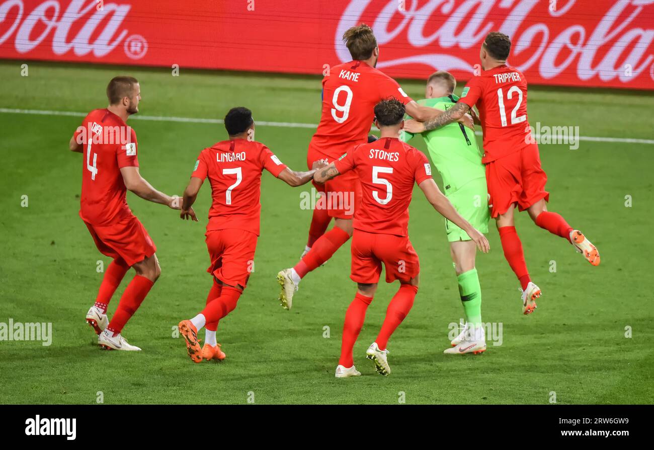 England players celebrating qatar hi-res stock photography and images ...