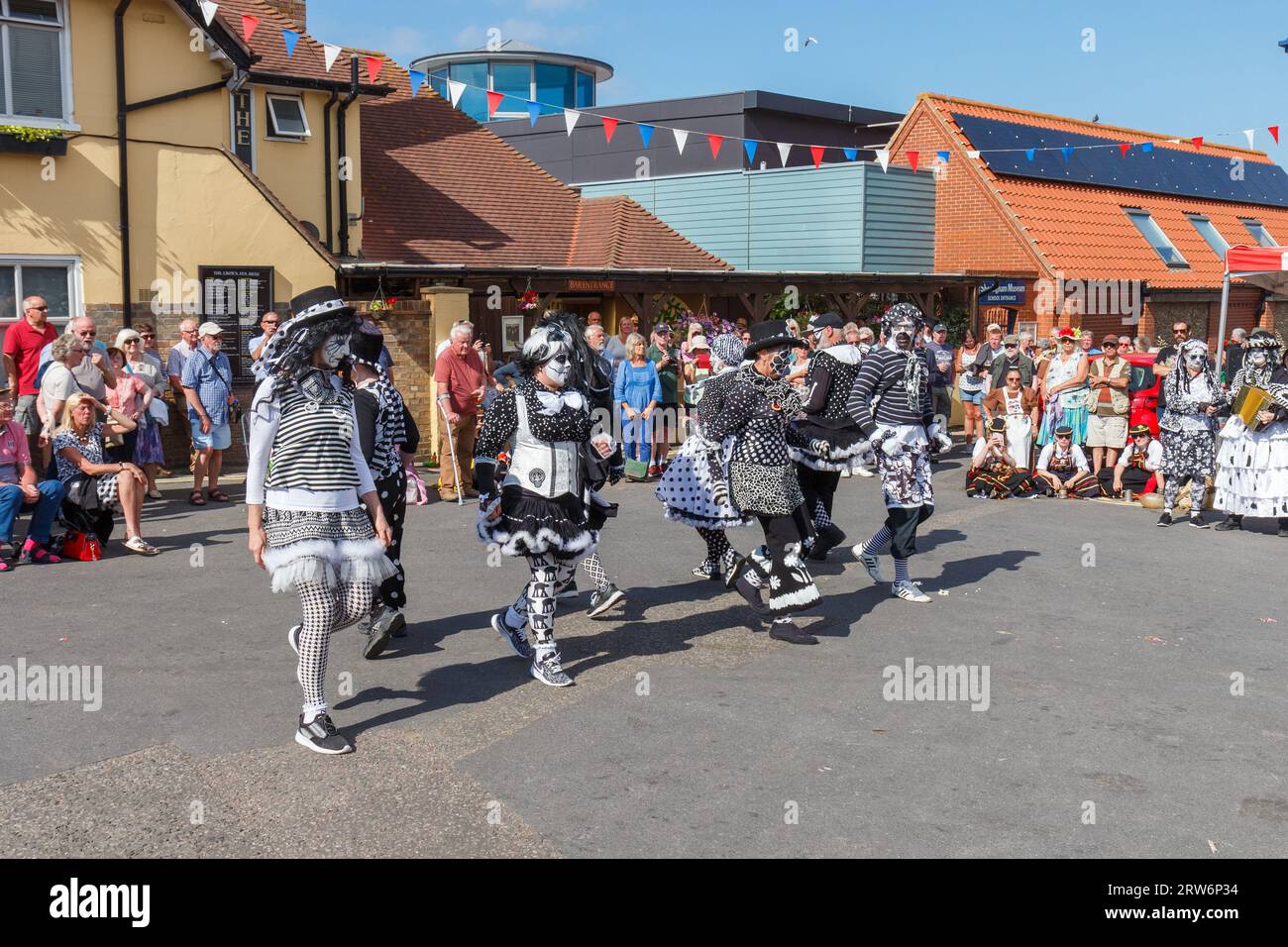 Molly Dancers at the Potty Festival in Sheringham Stock Photo - Alamy