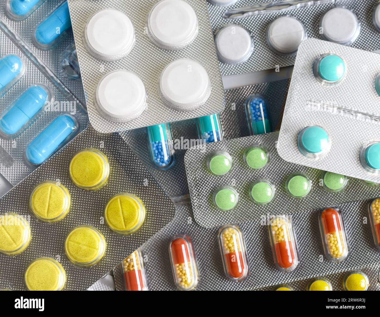 Top view medicine pills tablets hi-res stock photography and images - Alamy