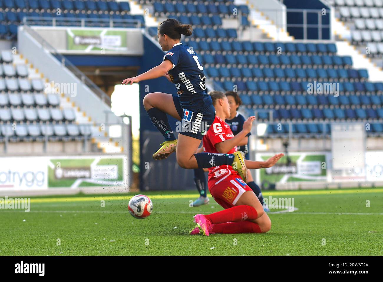 Hannah davison hi-res stock photography and images - Alamy