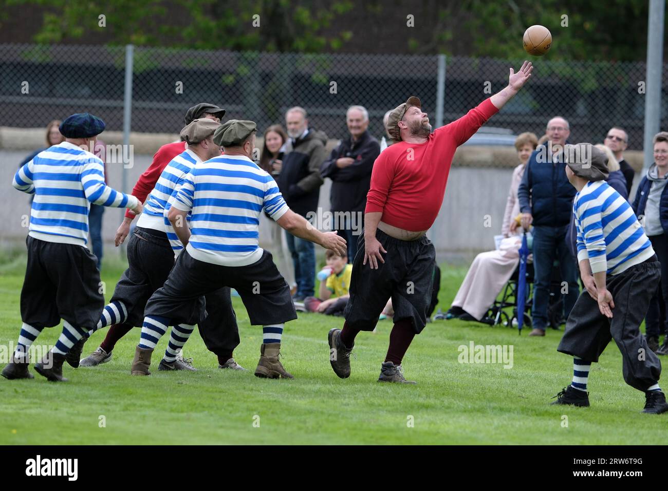 Live news & reportage Stock Photos & Images from Alamy