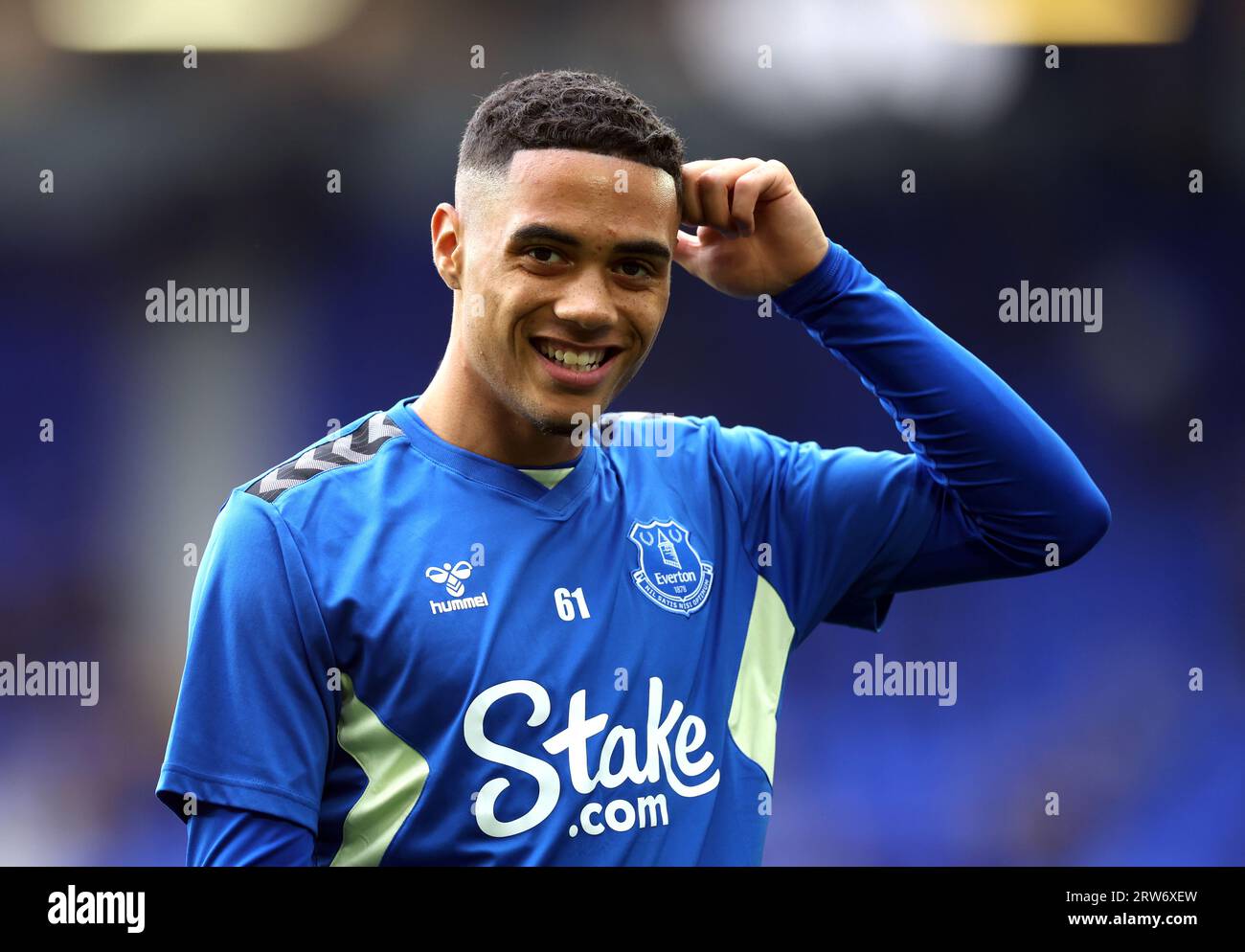 Lewis dobbin everton hi-res stock photography and images - Alamy