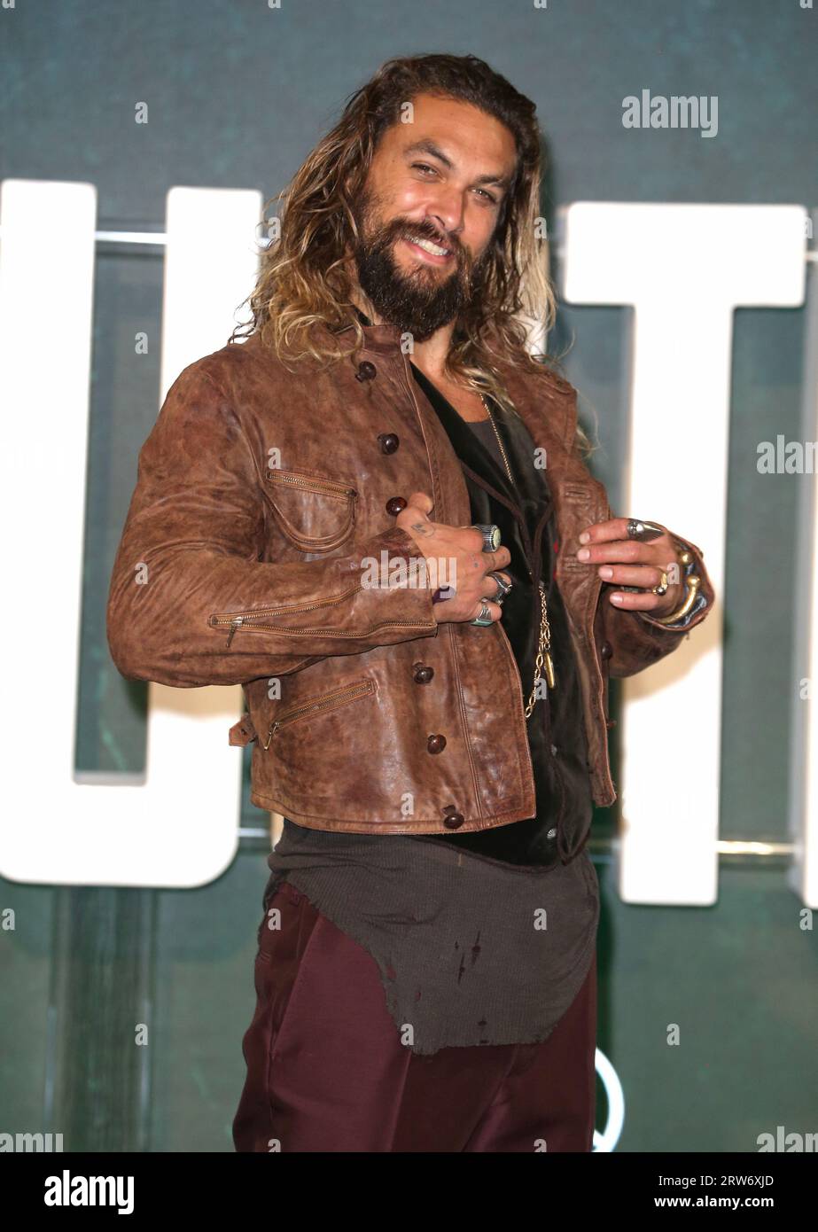 Jason Momoa attends the 'Justice League' photocall at The College in ...