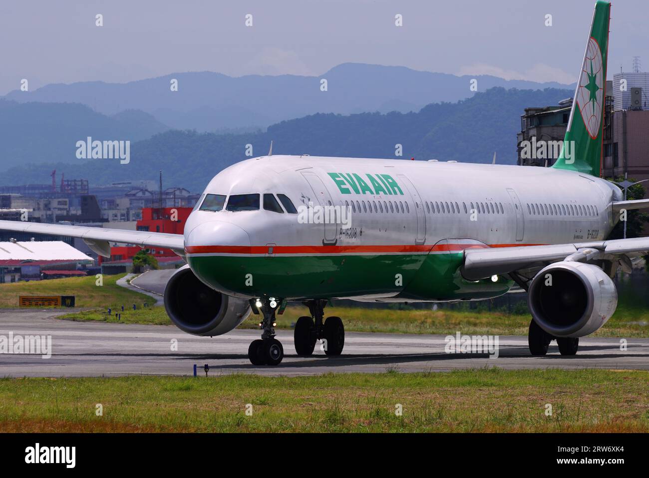 A white EVA Air airplane in Taipei, Taiwan Stock Photo - Alamy