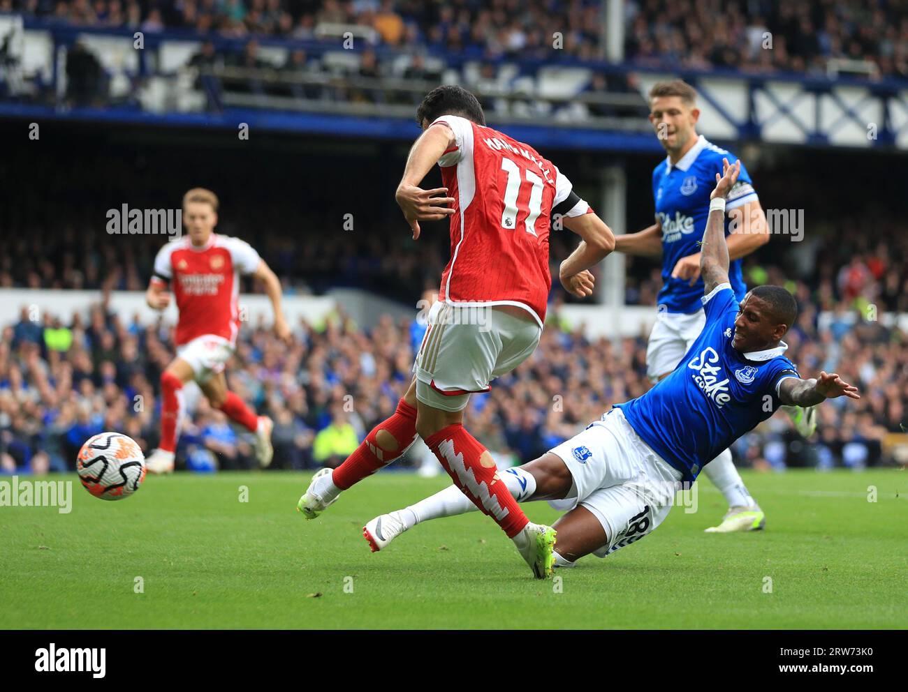 Arsenal september 2023 martinelli hi-res stock photography and images ...