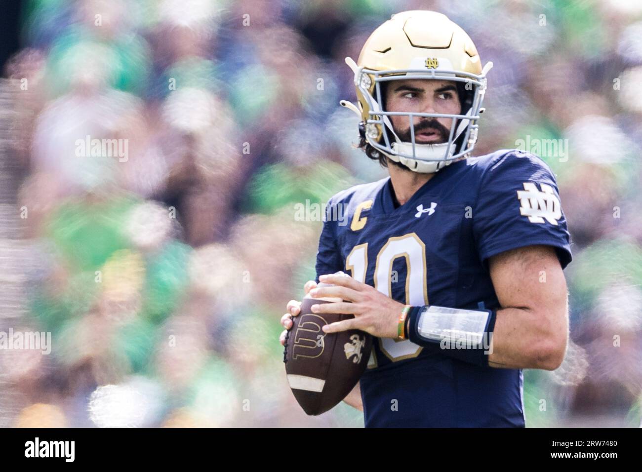 South Bend, Indiana, USA. 16th Sep, 2023. Notre Dame quarterback Sam ...