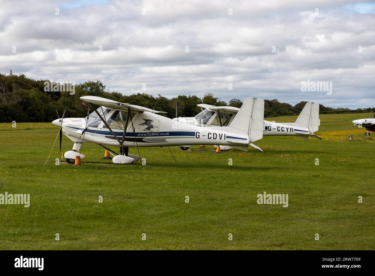 Popham airfield hi-res stock photography and images - Alamy