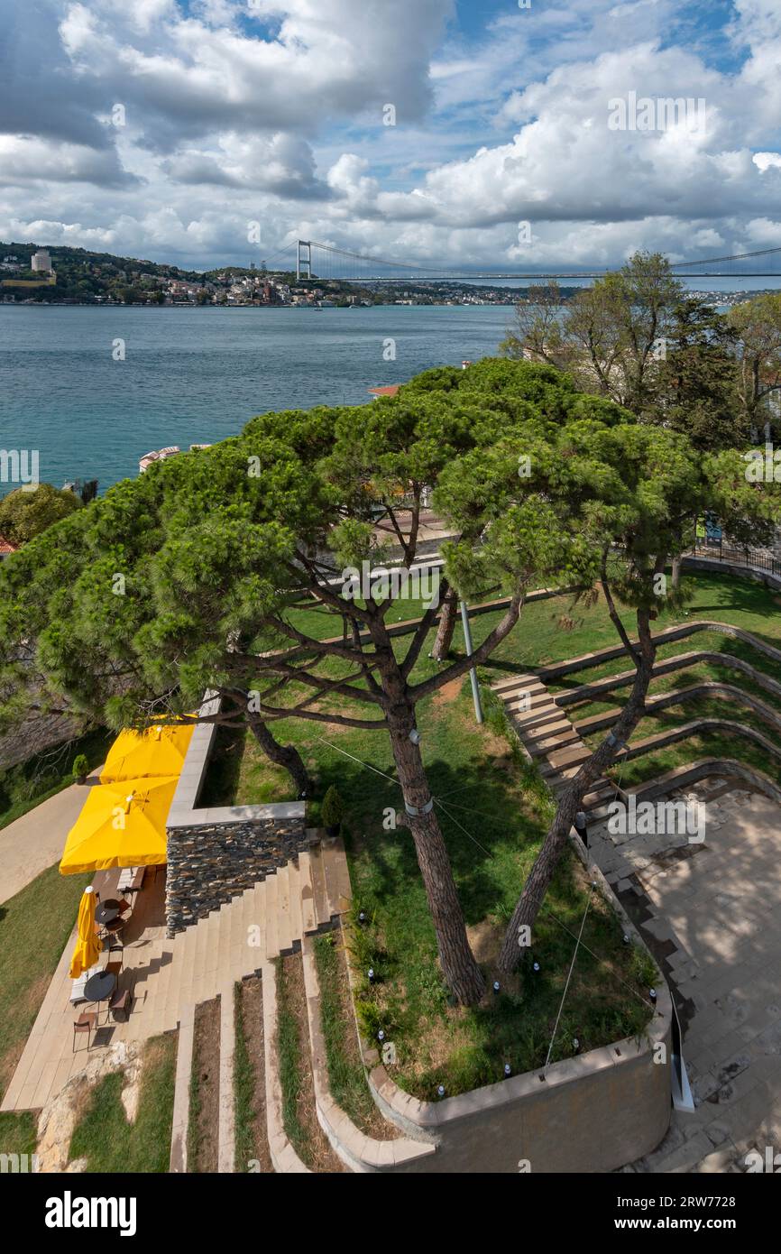 Bosphorus Strait in Istanbul, Turkey Stock Photo - Alamy