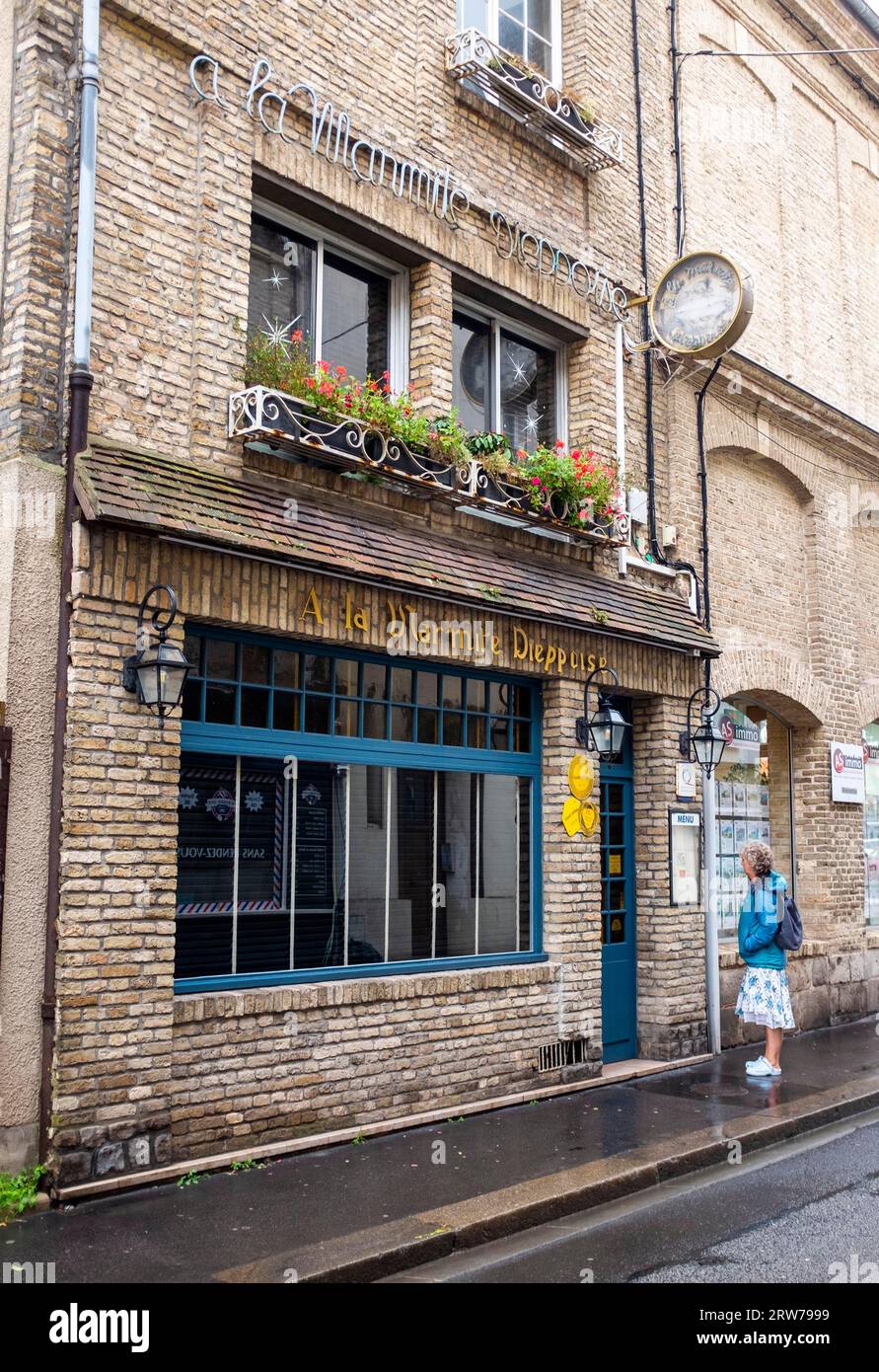 Dieppe marmite hi-res stock photography and images - Alamy