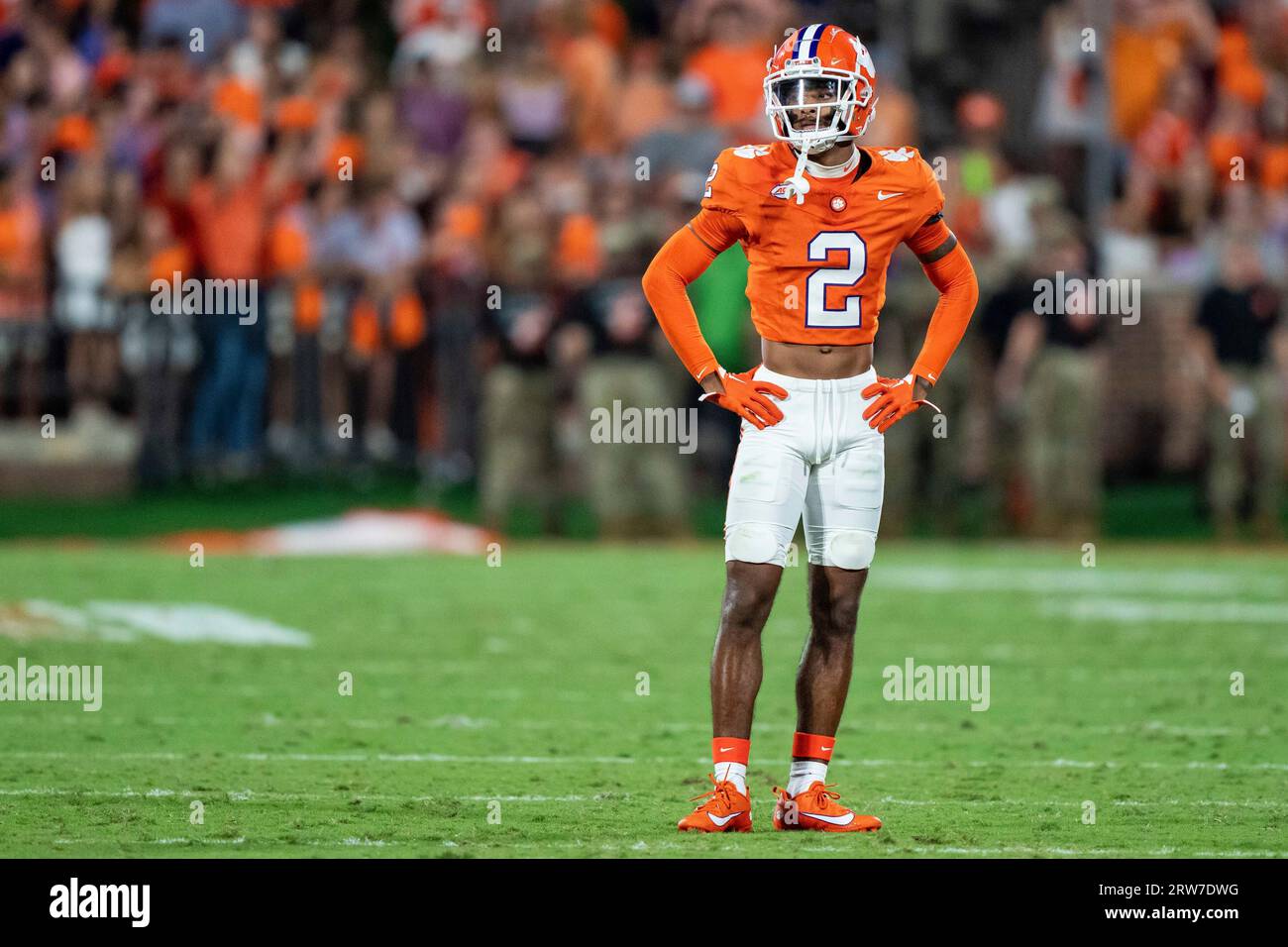 Clemson cornerback Nate Wiggins (2) plays against Florida Atlantic ...