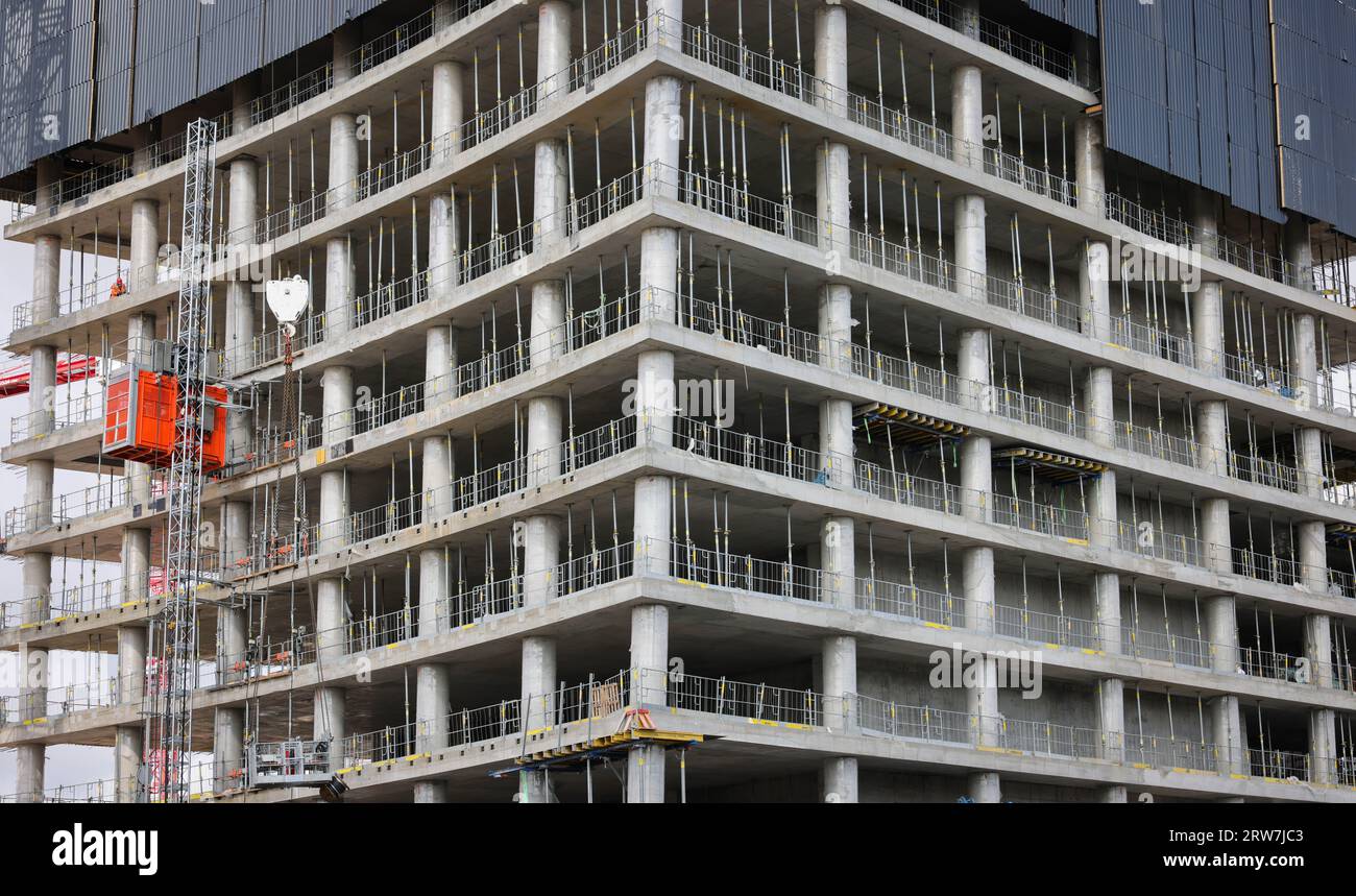 Hamburg, Germany. 26th July, 2023. Work on the new Elbtower at the ...