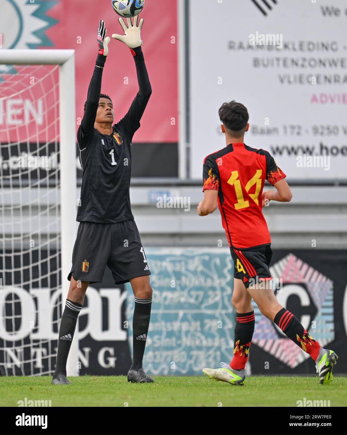 Sint Niklaas, Belgium. 17th Sep, 2023. goalkeeper Lucca Kiaba Mounganga ...