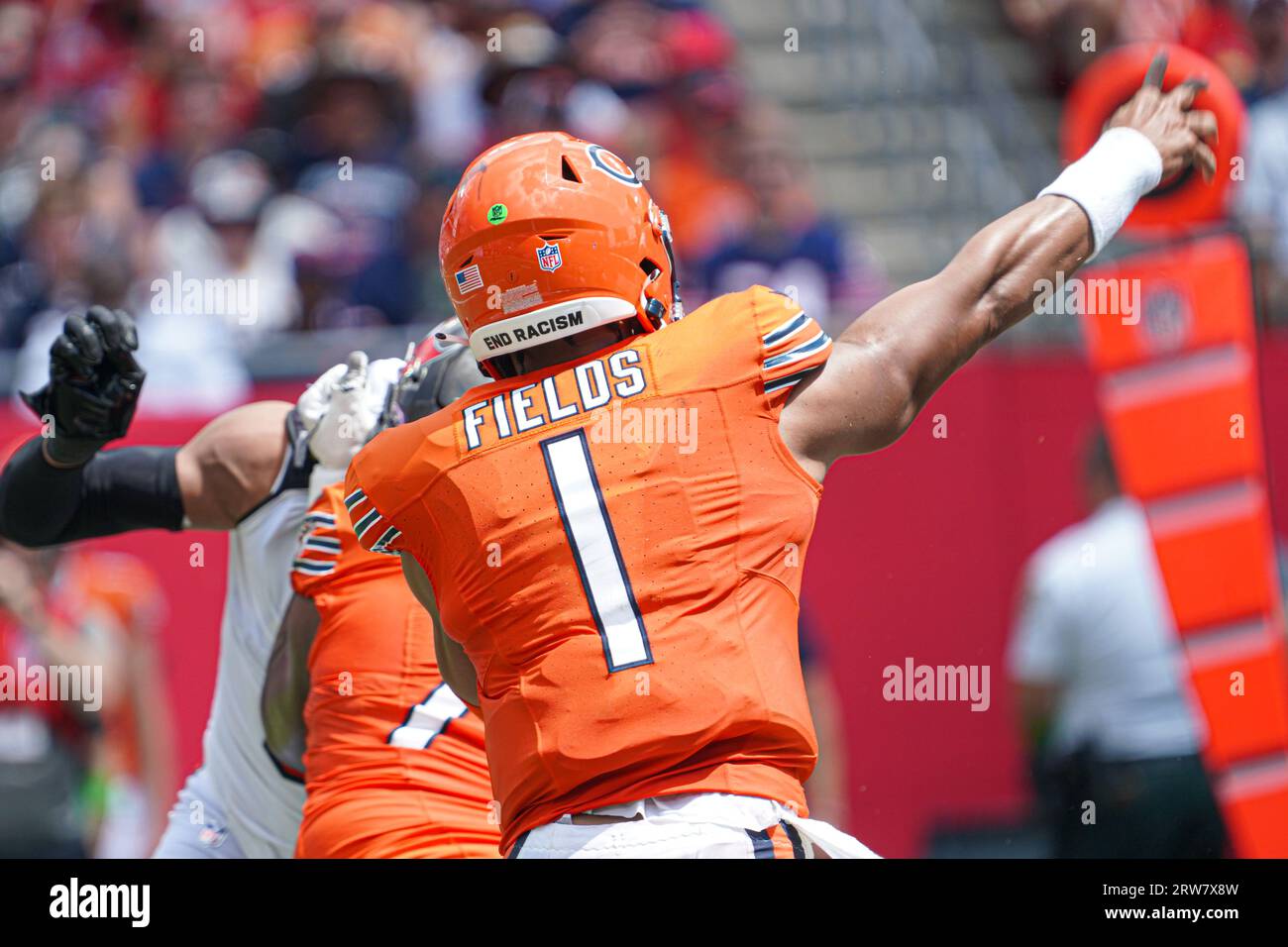 Justin fields chicago bears hi-res stock photography and images - Alamy
