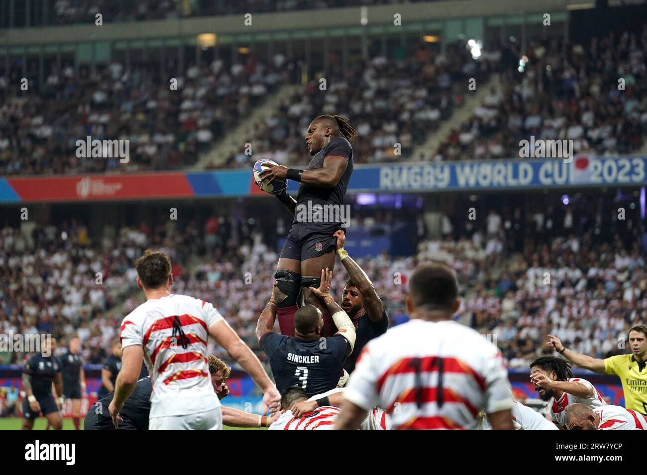 England's Maro Itoje wins a line-out during the Rugby World Cup 2023 ...