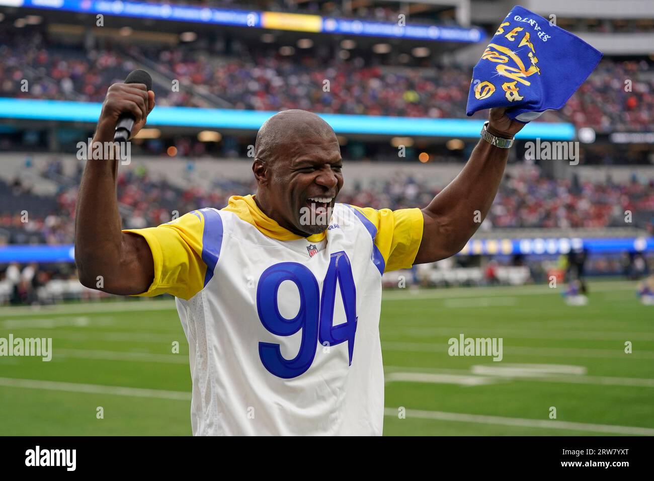 Terry Crews Nfl Rams