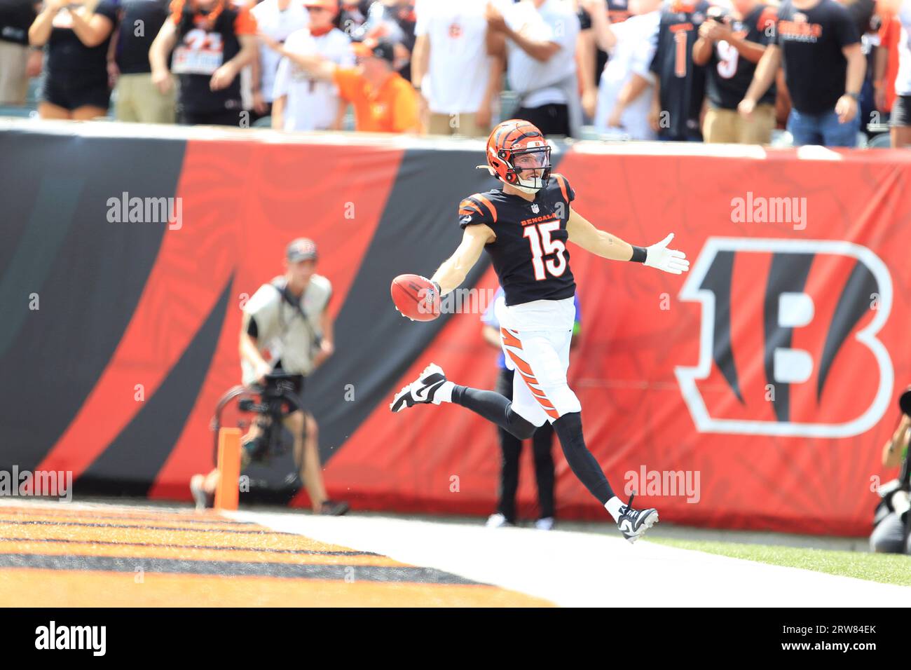 15 81 hi-res stock photography and images - Alamy