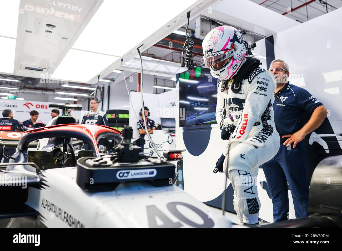 LAWSON Liam (nzl), Scuderia AlphaTauri AT04, portrait during the 2023 Formula 1 Singapore ...