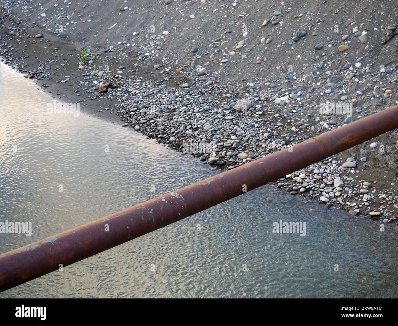 Shallow water over pebbles hi-res stock photography and images - Alamy