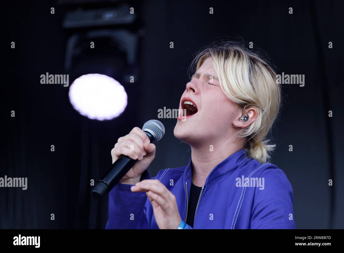 Singer zaho de sagazan hi-res stock photography and images - Alamy