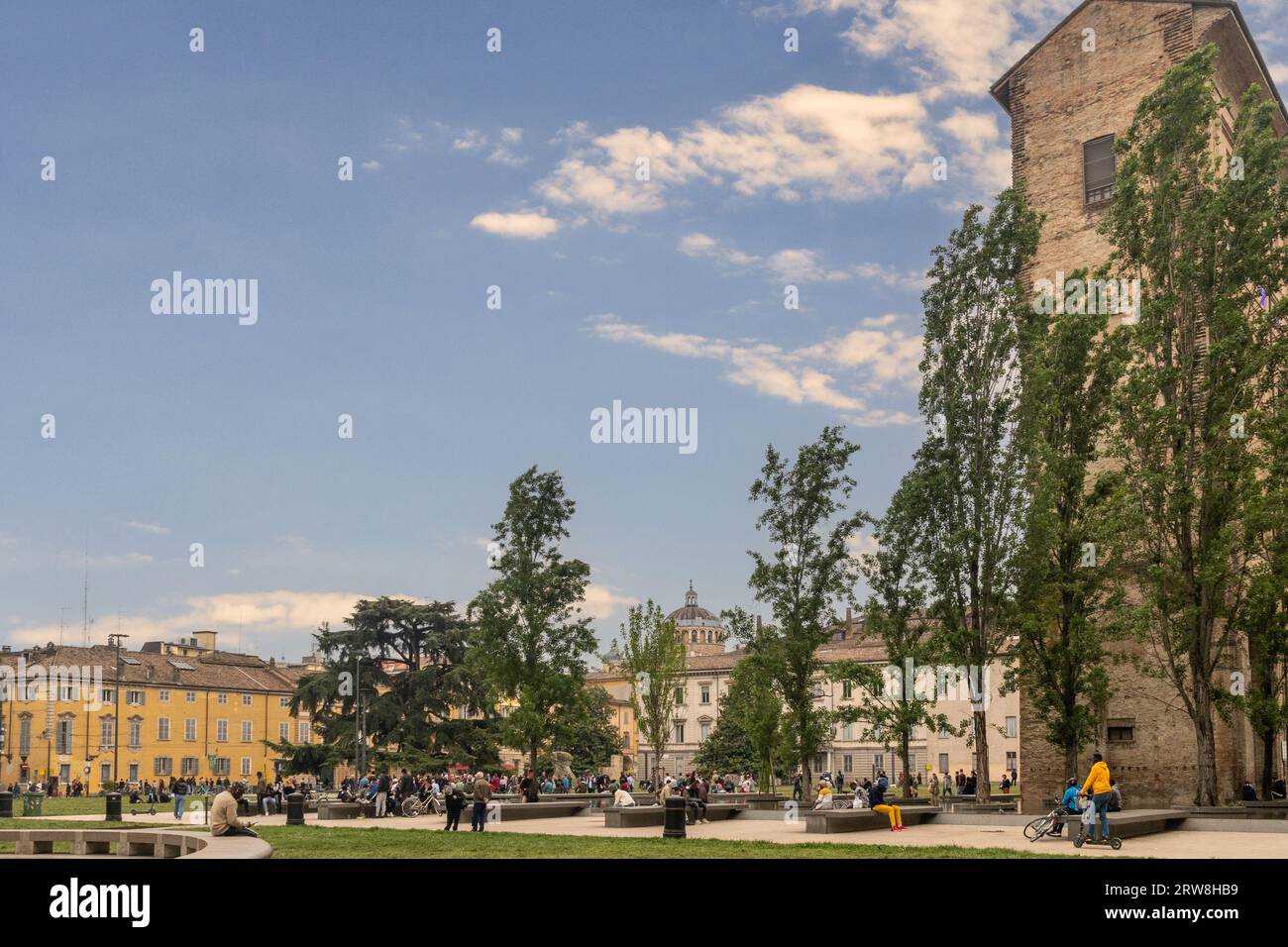 Palazzo della pace hi-res stock photography and images - Alamy