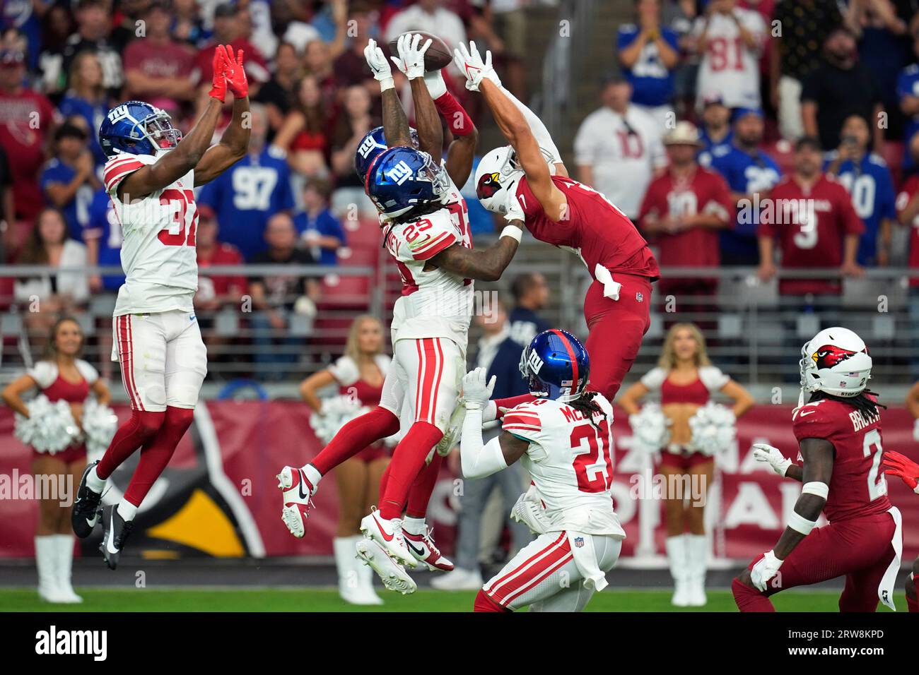 Arizona Cardinals wide receiver Michael Wilson (14) misses a catch ...