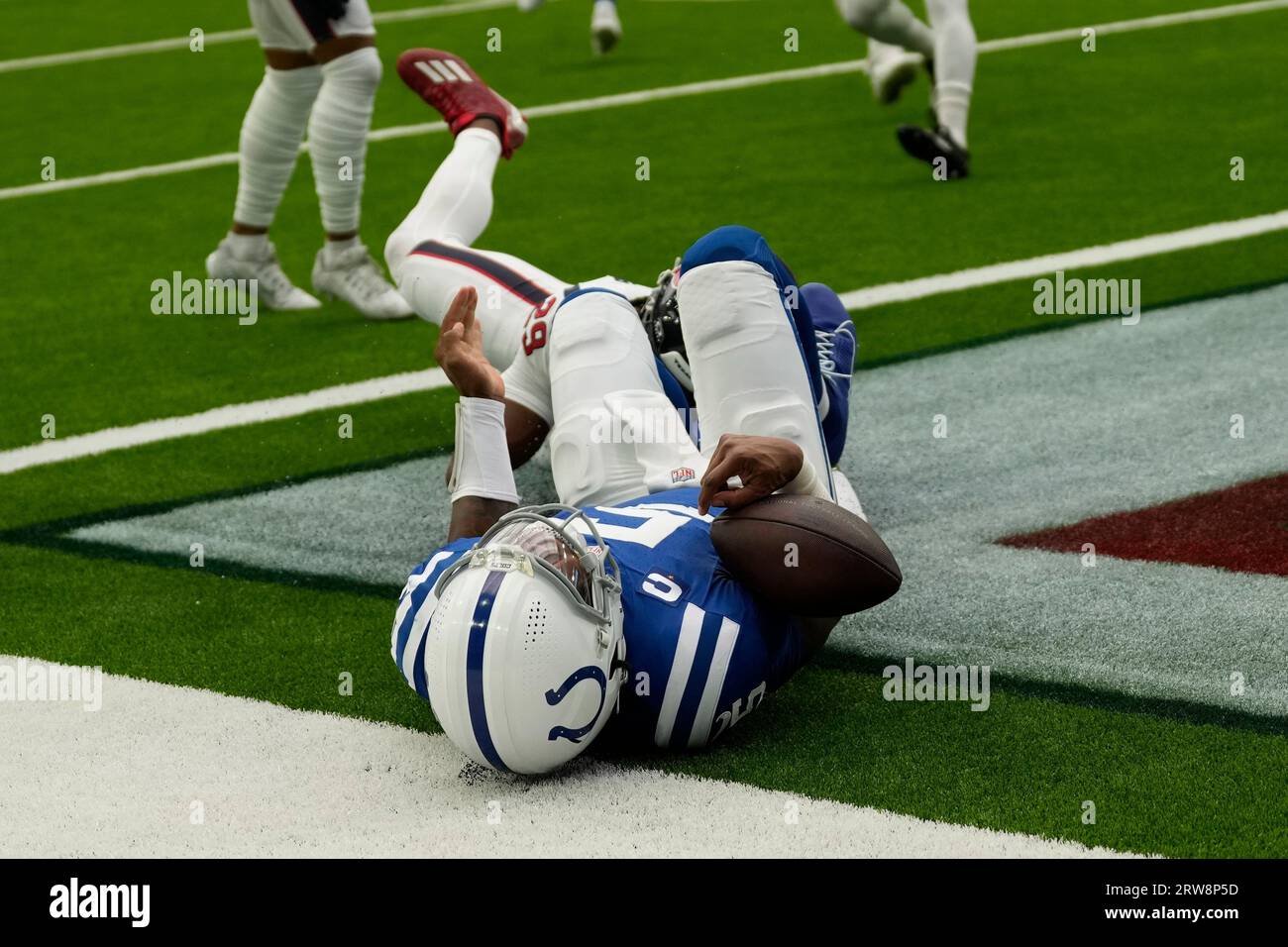 Indianapolis Colts quarterback Anthony Richardson (5) falls to ground ...
