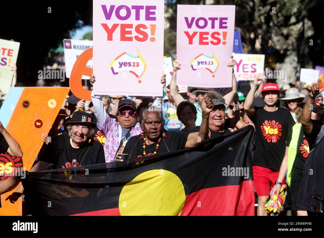 Aboriginal elders australia hi-res stock photography and images - Alamy