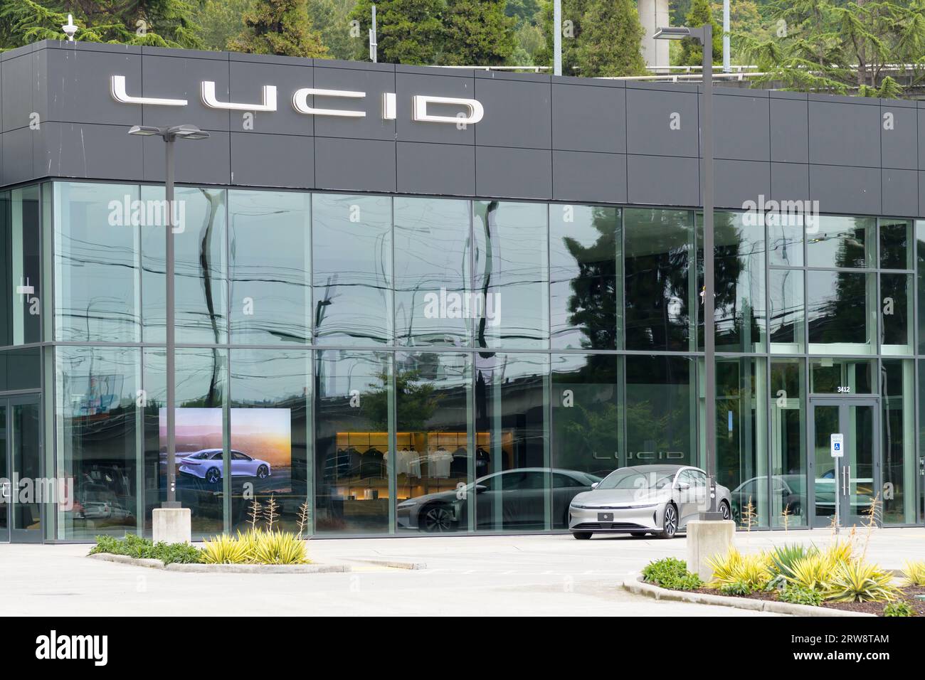 Lucid motors hi-res stock photography and images - Alamy