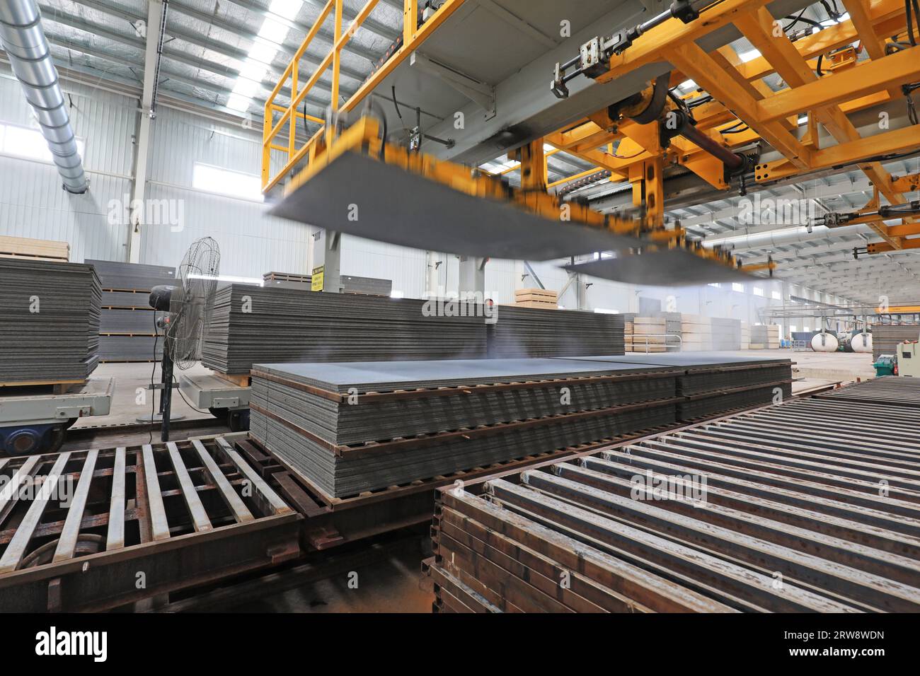 Dividing machine of calcium silicate board production line, North China ...