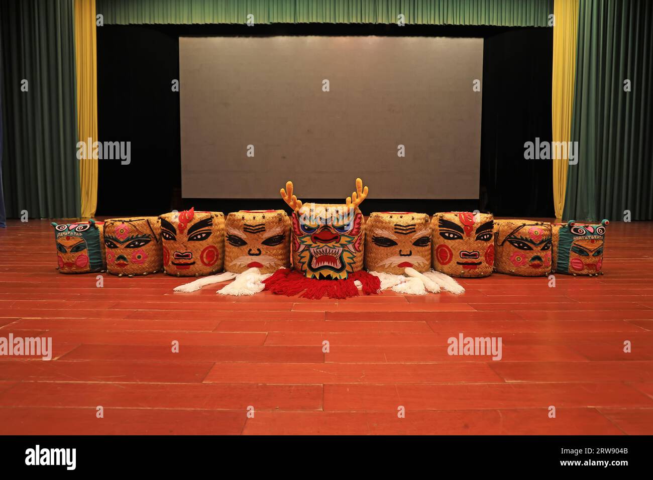 Basket, a traditional Chinese Yangko prop Stock Photo - Alamy