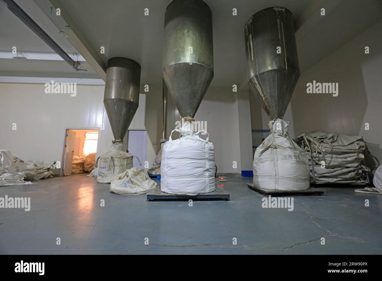 Mechanical equipment of salt production line Stock Photo - Alamy