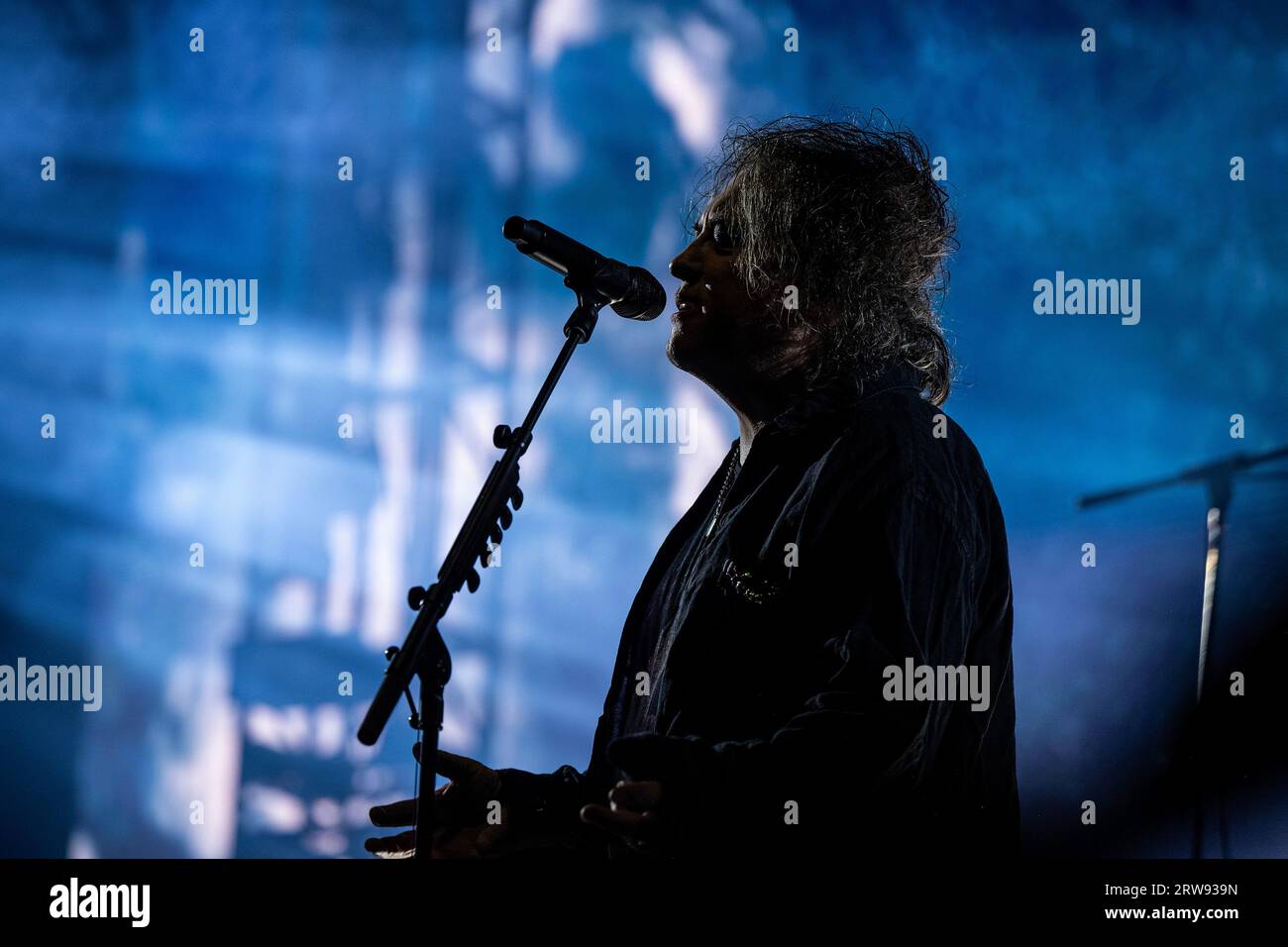Chicago, USA. 17th Sep, 2023. The Cure perform at Riot Fest on Sunday ... Chicago, USA. 17th Sep, 2023. The Cure perform at Riot Fest on Sunday ...