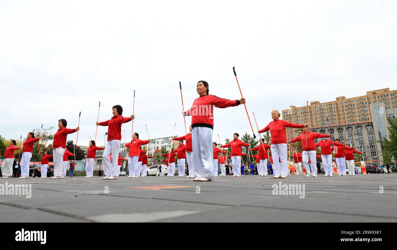 Stick holding exercises hi-res stock photography and images - Alamy