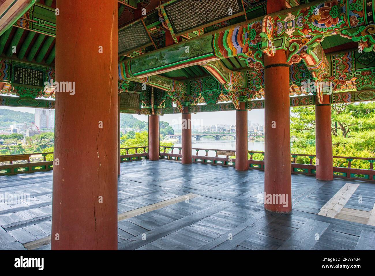 Old antique korean traditional hi-res stock photography and images - Alamy