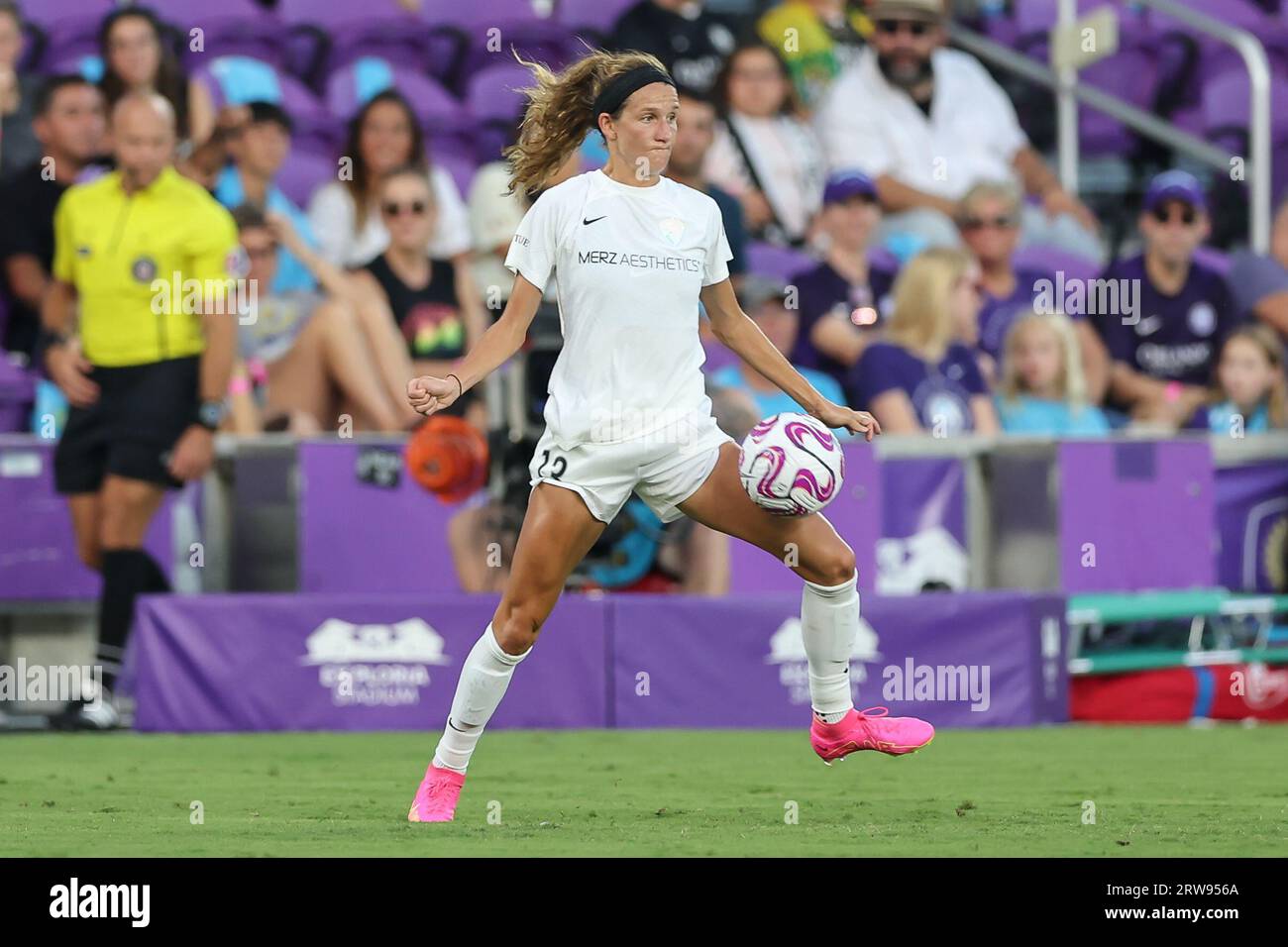 Orlando, Florida, USA. 17th Sep, 2023. North Carolina Courage defender ...
