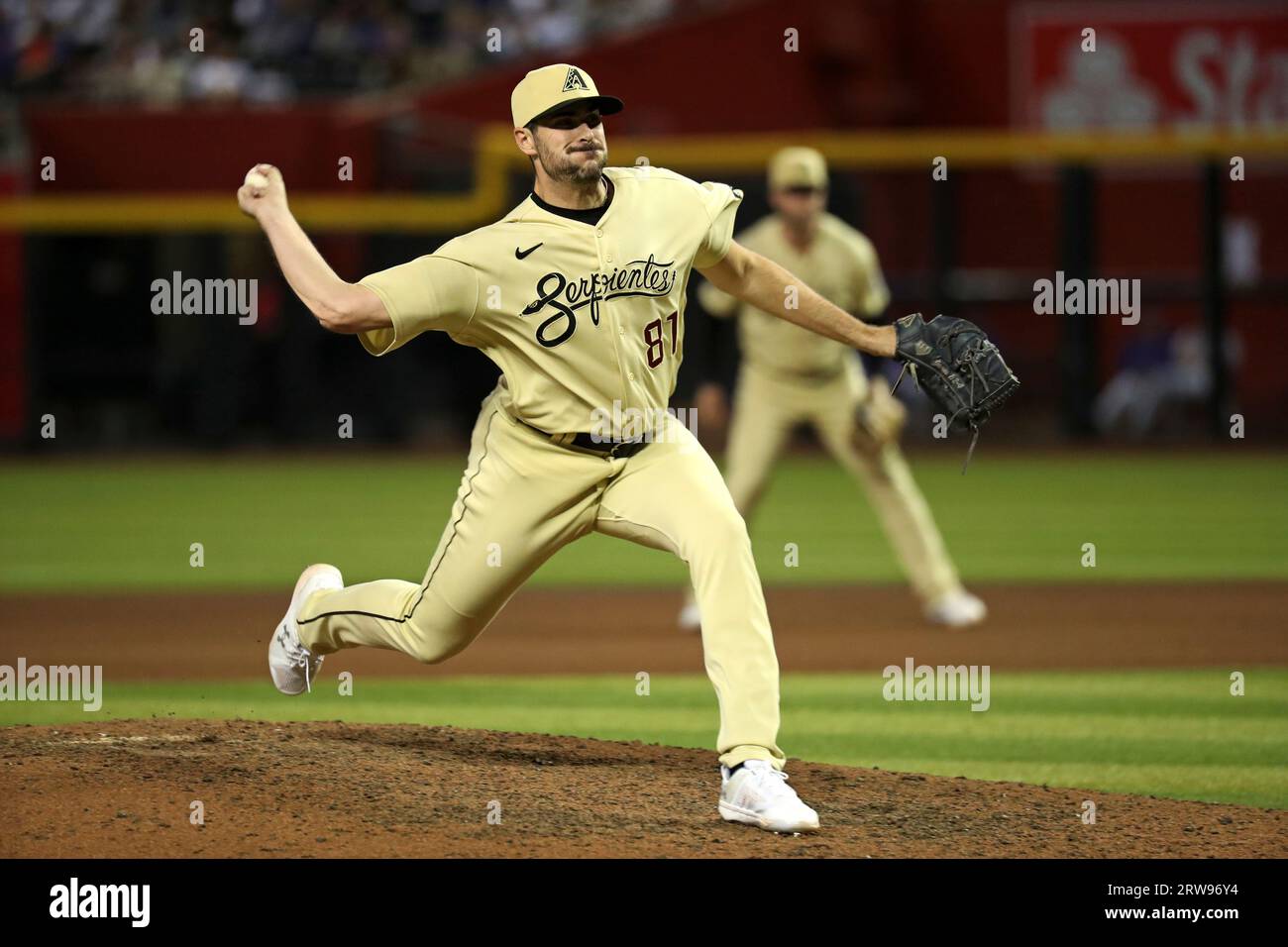 PHOENIX, AZ - SEPTEMBER 17: Arizona Diamondbacks relief pitcher Ryan ...