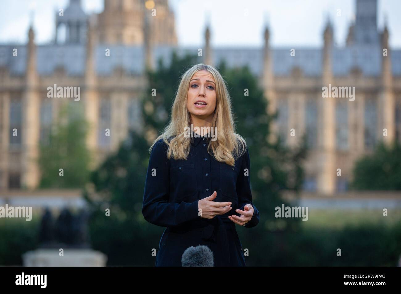 Laura trott mp hi-res stock photography and images - Alamy