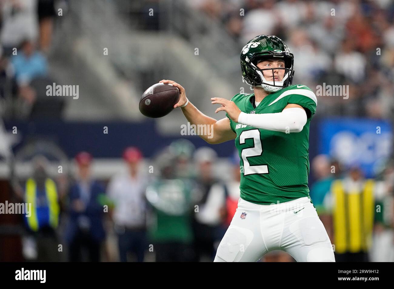 New York Jets quarterback Zach Wilson throws a pass during an NFL ...