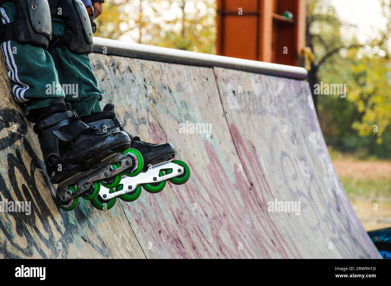 Freestyle rollerblading hi-res stock photography and images - Alamy